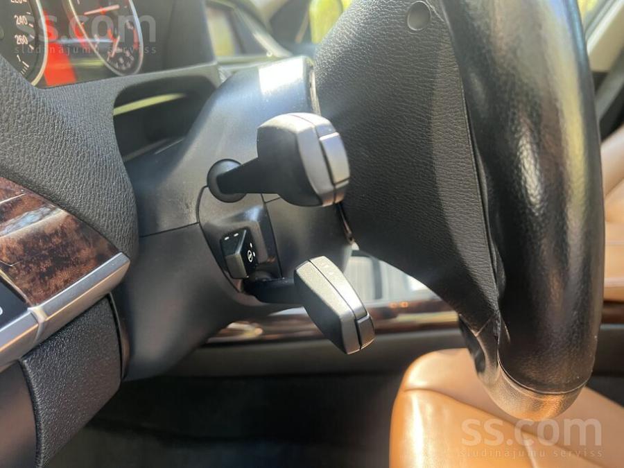 Melns BMW X5 2009 Rīga, ar dzinēja tilpumu 3.00 L un nobraukumu 309 tūkst. km par 9600 €, foto 15 vietnē AUTOMOTO.COM.LV
