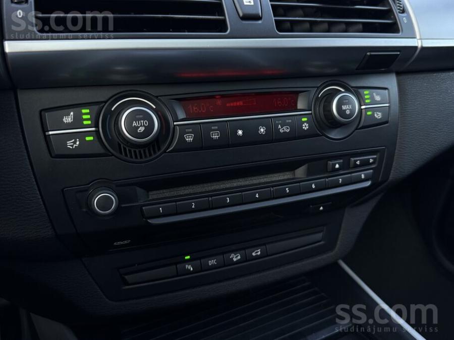 Black BMW X5 2009 in Jurmala, with an engine capacity of 3.00 L and mileage of 285 thousand km for 7990 €, photo 18 on AUTOMOTO.COM.LV