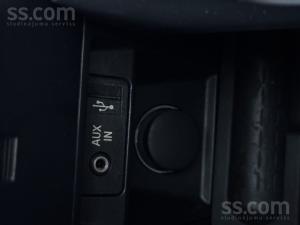 Black BMW X5 2009 in Jurmala, with an engine capacity of 3.00 L and mileage of 285 thousand km for 7990 €, photo 25 on AUTOMOTO.COM.LV
