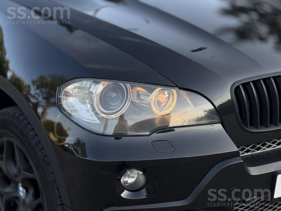Black BMW X5 2009 in Jurmala, with an engine capacity of 3.00 L and mileage of 285 thousand km for 7990 €, photo 27 on AUTOMOTO.COM.LV