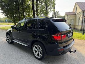 Melns BMW X5 2009 Utena, ar dzinēja tilpumu 3.00 L un nobraukumu 373 tūkst. km par 6950 €, foto 5 vietnē AUTOMOTO.COM.LV