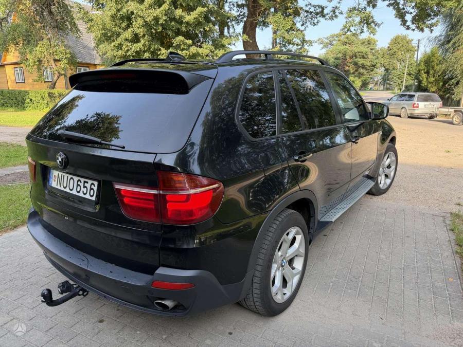 Melns BMW X5 2009 Utena, ar dzinēja tilpumu 3.00 L un nobraukumu 373 tūkst. km par 6950 €, foto 7 vietnē AUTOMOTO.COM.LV