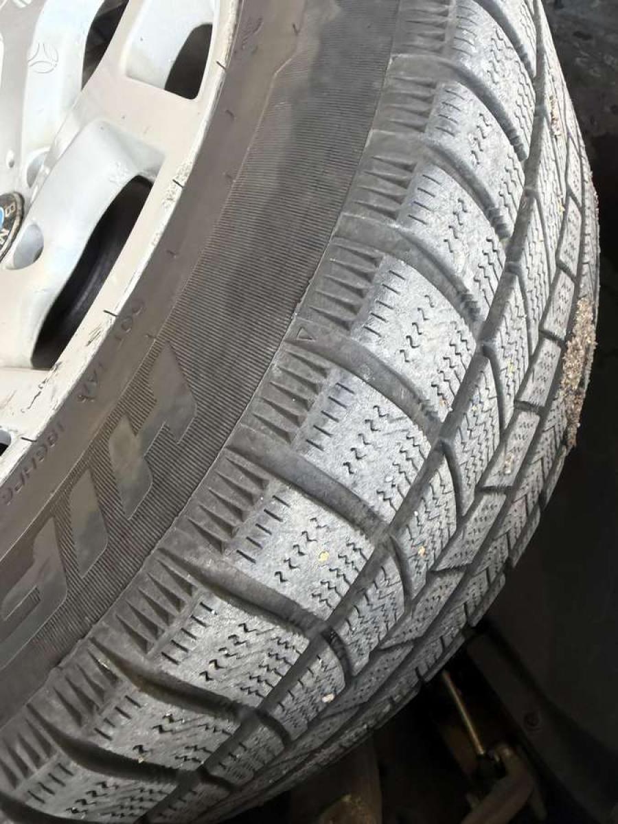Melns BMW X5 2009 Utena, ar dzinēja tilpumu 3.00 L un nobraukumu 373 tūkst. km par 6950 €, foto 13 vietnē AUTOMOTO.COM.LV