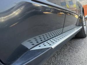 Black BMW X5 2009 in Daugavpils, with an engine capacity of 3.00 L and mileage of 236 thousand km for 9300 €, photo 9 on AUTOMOTO.COM.LV