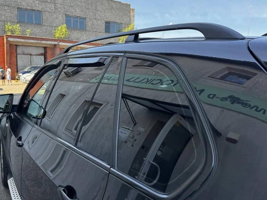 Black BMW X5 2009 in Daugavpils, with an engine capacity of 3.00 L and mileage of 236 thousand km for 9300 €, photo 11 on AUTOMOTO.COM.LV