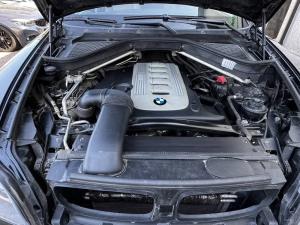 Black BMW X5 2009 in Daugavpils, with an engine capacity of 3.00 L and mileage of 236 thousand km for 9300 €, photo 28 on AUTOMOTO.COM.LV