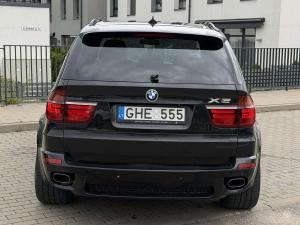 Black BMW X5 2009 in Vilnius, with an engine capacity of 2.99 L and mileage of 460 thousand km for 6800 €, photo 14 on AUTOMOTO.COM.LV