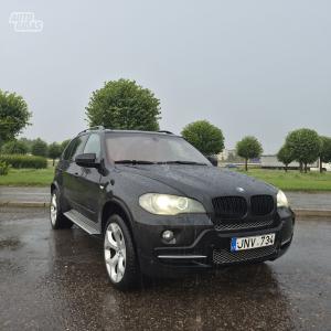 Black BMW X5 2009 in Vilnius, with an engine capacity of 3.00 L and mileage of 381 thousand km for 7300 €, photo 5 on AUTOMOTO.COM.LV