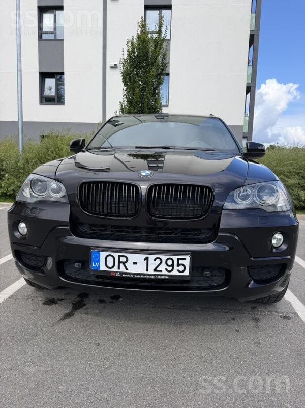 Melns BMW X5 2009 Rīga, ar dzinēja tilpumu 3.00 L un nobraukumu 278 tūkst. km par 11750 €, foto 1 vietnē AUTOMOTO.COM.LV