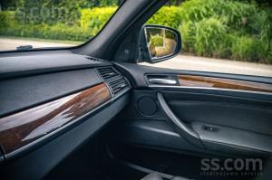 Черный БМВ Х5 2009 в Рига, объемом двигателя 3.00 л и пробегом 318 тыс. км за 7590 €, фото 21 на AUTOMOTO.COM.LV