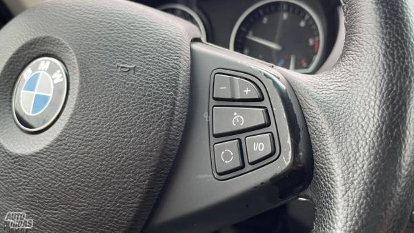 Black BMW X5 2009 in Marijampole, with an engine capacity of 2.00 L and mileage of 261 thousand km for 5190 €, photo 4 on AUTOMOTO.COM.LV