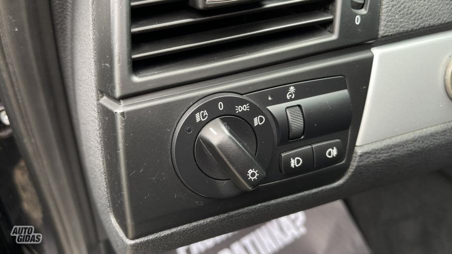 Black BMW X5 2009 in Marijampole, with an engine capacity of 2.00 L and mileage of 261 thousand km for 5190 €, photo 24 on AUTOMOTO.COM.LV