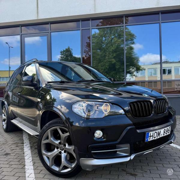 Melns BMW X5 2009 Kaišiadorys, ar dzinēja tilpumu 2.99 L un nobraukumu 400 tūkst. km par 7750 €, foto 2 vietnē AUTOMOTO.COM.LV