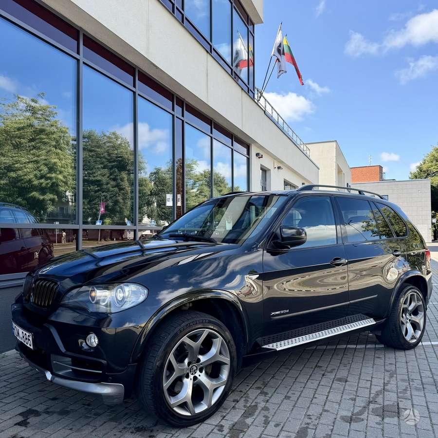 Melns BMW X5 2009 Kaišiadorys, ar dzinēja tilpumu 2.99 L un nobraukumu 400 tūkst. km par 7750 €, foto 17 vietnē AUTOMOTO.COM.LV