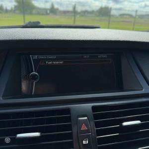 Melns BMW X5 2009 Kaišiadorys, ar dzinēja tilpumu 2.99 L un nobraukumu 400 tūkst. km par 7750 €, foto 36 vietnē AUTOMOTO.COM.LV