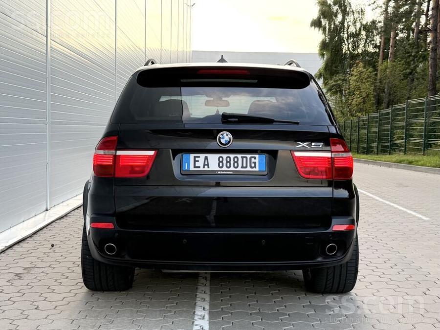Melns BMW X5 2009 Rīga, ar dzinēja tilpumu 3.00 L un nobraukumu 0 tūkst. km par 12500 €, foto 6 vietnē AUTOMOTO.COM.LV