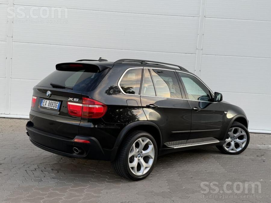 Melns BMW X5 2009 Rīga, ar dzinēja tilpumu 3.00 L un nobraukumu 0 tūkst. km par 12500 €, foto 7 vietnē AUTOMOTO.COM.LV