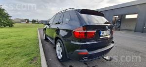 Melns BMW X5 2009 Liepāja, ar dzinēja tilpumu 3.00 L un nobraukumu 269 tūkst. km par 10400 €, foto 4 vietnē AUTOMOTO.COM.LV