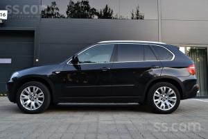 Melns BMW X5 2009 Rīga, ar dzinēja tilpumu 3.00 L un nobraukumu 351 tūkst. km par 8500 €, foto 5 vietnē AUTOMOTO.COM.LV