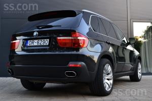 Melns BMW X5 2009 Rīga, ar dzinēja tilpumu 3.00 L un nobraukumu 351 tūkst. km par 8500 €, foto 7 vietnē AUTOMOTO.COM.LV