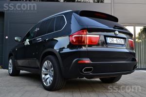 Melns BMW X5 2009 Rīga, ar dzinēja tilpumu 3.00 L un nobraukumu 351 tūkst. km par 8500 €, foto 9 vietnē AUTOMOTO.COM.LV