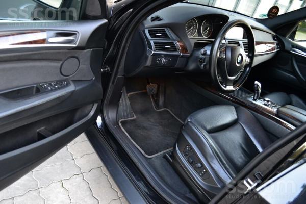 Melns BMW X5 2009 Rīga, ar dzinēja tilpumu 3.00 L un nobraukumu 351 tūkst. km par 8500 €, foto 10 vietnē AUTOMOTO.COM.LV