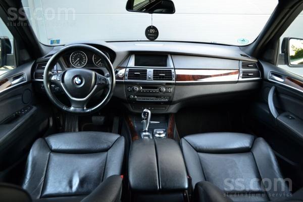 Melns BMW X5 2009 Rīga, ar dzinēja tilpumu 3.00 L un nobraukumu 351 tūkst. km par 8500 €, foto 11 vietnē AUTOMOTO.COM.LV