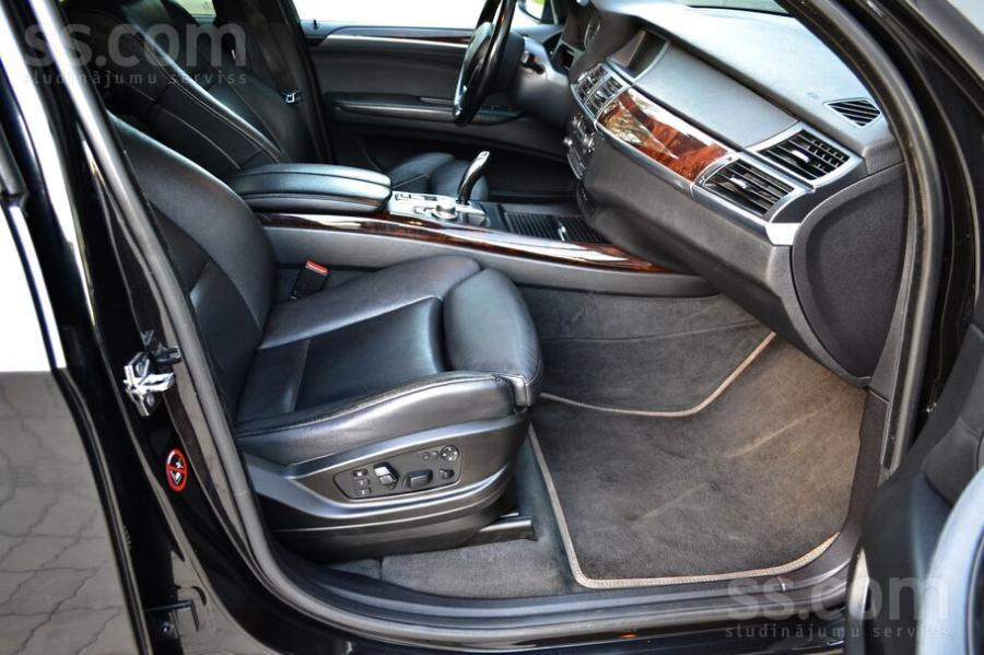 Melns BMW X5 2009 Rīga, ar dzinēja tilpumu 3.00 L un nobraukumu 351 tūkst. km par 8500 €, foto 12 vietnē AUTOMOTO.COM.LV