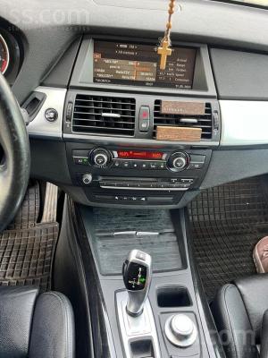 Melns BMW X5 2009 Rīga, ar dzinēja tilpumu 3.00 L un nobraukumu 305 tūkst. km par 8500 €, foto 10 vietnē AUTOMOTO.COM.LV