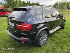 Melns BMW X5 2009 Jonava, ar dzinēja tilpumu 2.99 L un nobraukumu 279 tūkst. km par 7499 €, foto 7 vietnē AUTOMOTO.COM.LV