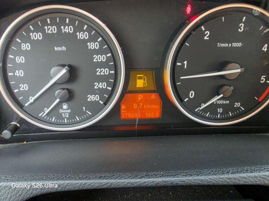 Melns BMW X5 2009 Jonava, ar dzinēja tilpumu 2.99 L un nobraukumu 279 tūkst. km par 7499 €, foto 16 vietnē AUTOMOTO.COM.LV