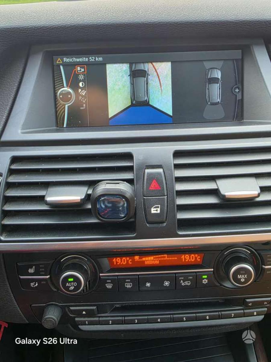 Melns BMW X5 2009 Jonava, ar dzinēja tilpumu 2.99 L un nobraukumu 279 tūkst. km par 7499 €, foto 17 vietnē AUTOMOTO.COM.LV