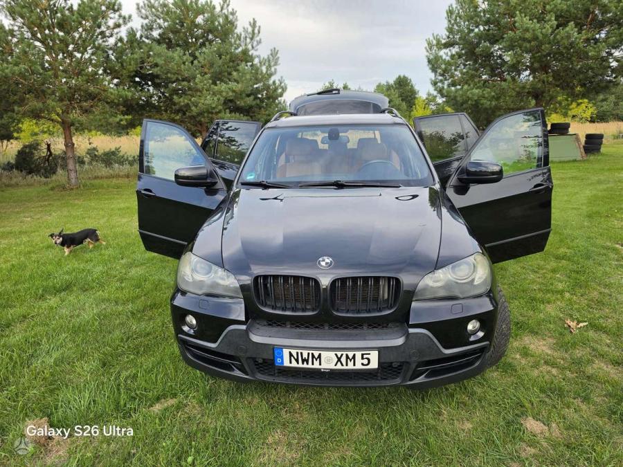 Melns BMW X5 2009 Jonava, ar dzinēja tilpumu 2.99 L un nobraukumu 279 tūkst. km par 7499 €, foto 26 vietnē AUTOMOTO.COM.LV