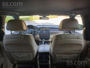 Melns BMW X5 2009 Rīga, ar dzinēja tilpumu 3.00 L un nobraukumu 281 tūkst. km par 8500 €, foto 8 vietnē AUTOMOTO.COM.LV