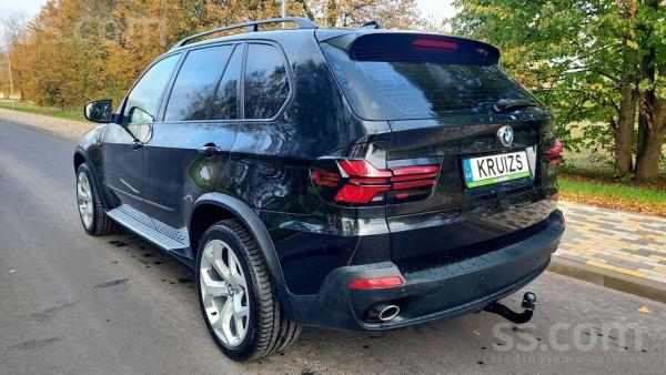 BMW X5 2009 Balvi vietnē Melns BMW X5 2009 Balvi, ar dzinēja tilpumu 3.00 L un nobraukumu 0 tūkst. km par 11950 €, foto 11 vietnē AUTOMOTO.COM.LV