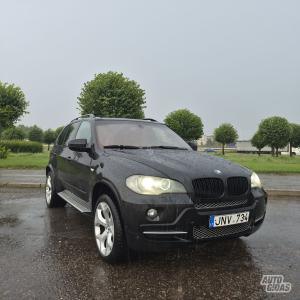 Melns BMW X5 2009 Viļņa, ar dzinēja tilpumu 3.00 L un nobraukumu 382 tūkst. km par 7000 €, foto 3 vietnē AUTOMOTO.COM.LV