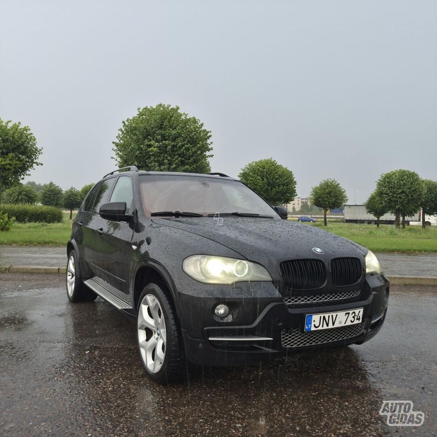 Melns BMW X5 2009 Viļņa, ar dzinēja tilpumu 3.00 L un nobraukumu 382 tūkst. km par 7000 €, foto 3 vietnē AUTOMOTO.COM.LV