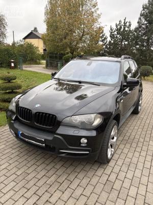 Black BMW X5 2009 in Kaunas, with an engine capacity of 3.00 L and mileage of 411 thousand km for 6300 €, photo  on AUTOMOTO.COM.LV