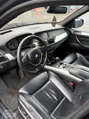 Melns BMW X5 2009 Kauņa, ar dzinēja tilpumu 3.00 L un nobraukumu 411 tūkst. km par 6300 €, foto 12 vietnē AUTOMOTO.COM.LV