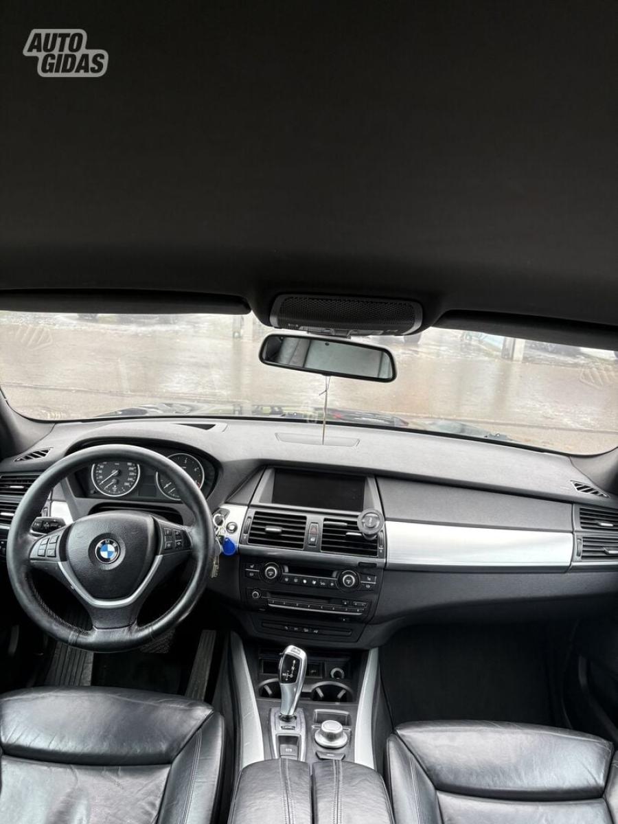 Melns BMW X5 2009 Kauņa, ar dzinēja tilpumu 3.00 L un nobraukumu 411 tūkst. km par 6300 €, foto 14 vietnē AUTOMOTO.COM.LV