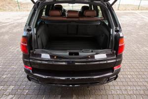 Melns BMW X5 2010 Rīga, ar dzinēja tilpumu 4.40 L un nobraukumu 0 tūkst. km par 5950 €, foto 11 vietnē AUTOMOTO.COM.LV