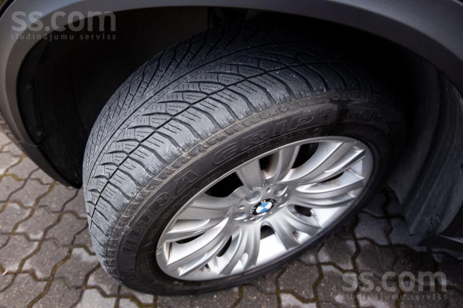 Melns BMW X5 2010 Rīga, ar dzinēja tilpumu 4.40 L un nobraukumu 0 tūkst. km par 5950 €, foto 20 vietnē AUTOMOTO.COM.LV