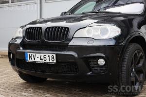 Black BMW X5 2010 in Riga, with an engine capacity of 3.00 L and mileage of 0 thousand km for 10995 €, photo 2 on AUTOMOTO.COM.LV
