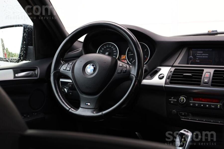 Black BMW X5 2010 in Riga, with an engine capacity of 3.00 L and mileage of 0 thousand km for 10995 €, photo 14 on AUTOMOTO.COM.LV