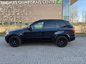 Melns BMW X5 2010 Jelgava, ar dzinēja tilpumu 3.00 L un nobraukumu 430 tūkst. km par 9990 €, foto 2 vietnē AUTOMOTO.COM.LV