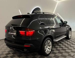 Melns BMW X5 2010 Marijampole, ar dzinēja tilpumu 2.99 L un nobraukumu 332 tūkst. km par 9850 €, foto 19 vietnē AUTOMOTO.COM.LV