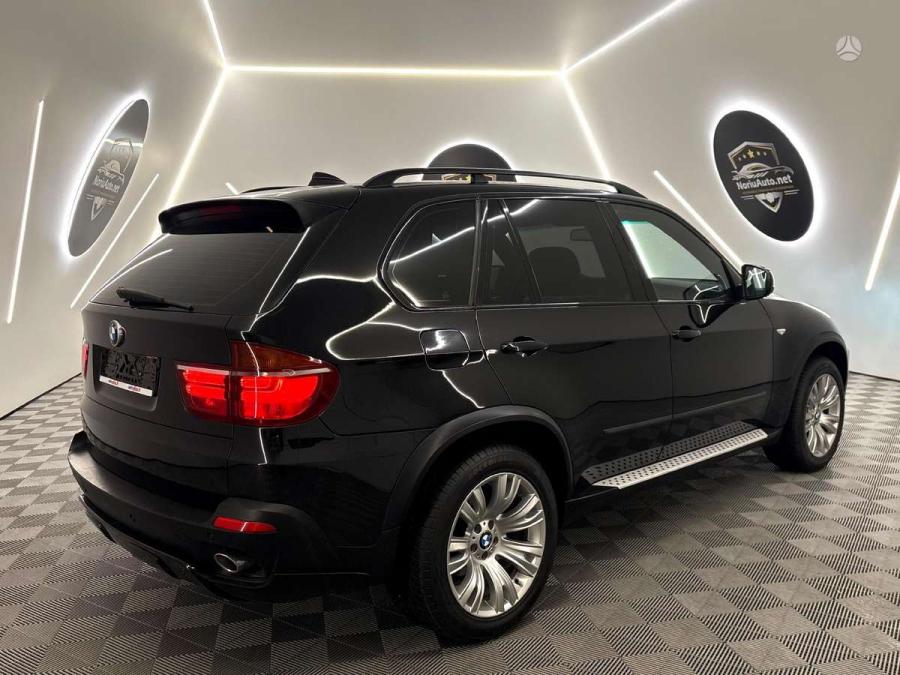 Melns BMW X5 2010 Marijampole, ar dzinēja tilpumu 2.99 L un nobraukumu 332 tūkst. km par 9850 €, foto 24 vietnē AUTOMOTO.COM.LV