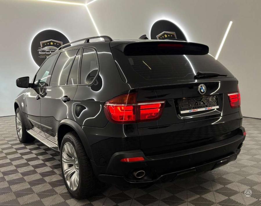 Melns BMW X5 2010 Marijampole, ar dzinēja tilpumu 2.99 L un nobraukumu 332 tūkst. km par 9850 €, foto 26 vietnē AUTOMOTO.COM.LV