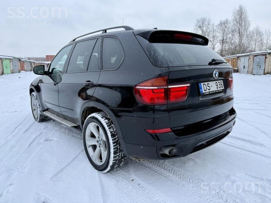 Melns BMW X5 2010 Rēzekne, ar dzinēja tilpumu 3.00 L un nobraukumu 301 tūkst. km par 10900 €, foto 8 vietnē AUTOMOTO.COM.LV