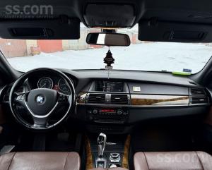 Melns BMW X5 2010 Rēzekne, ar dzinēja tilpumu 3.00 L un nobraukumu 301 tūkst. km par 10900 €, foto 11 vietnē AUTOMOTO.COM.LV